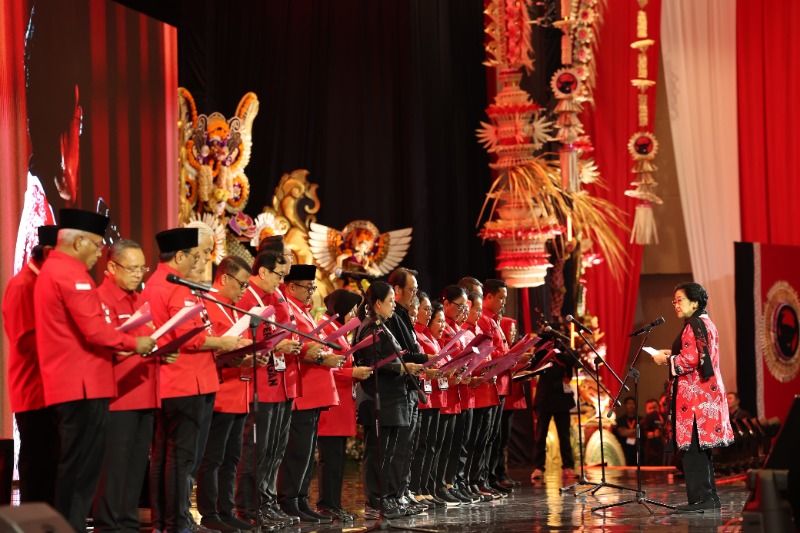 Megawati Rangkap Ketum dan Sekjen, Ini Struktur Lengkap DPP PDI Perjuangan 2025-2030 ...